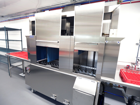53' Mobile Dishwashing Trailer Product Gallery | U.S. Mobile Kitchens