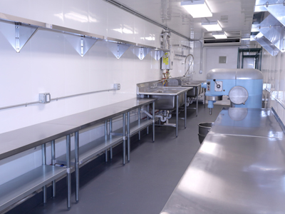 53' Mobile Prep Kitchen Semi Trailer: food prep trailers for rent and ...