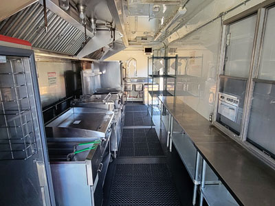Golfcrest Country Club Project Spotlight | U.S. Mobile Kitchens