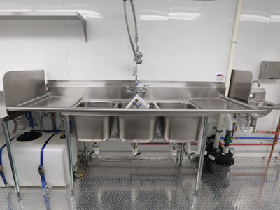 Hucklebuck 60 Catering Group Project Spotlight | U.S. Mobile Kitchens